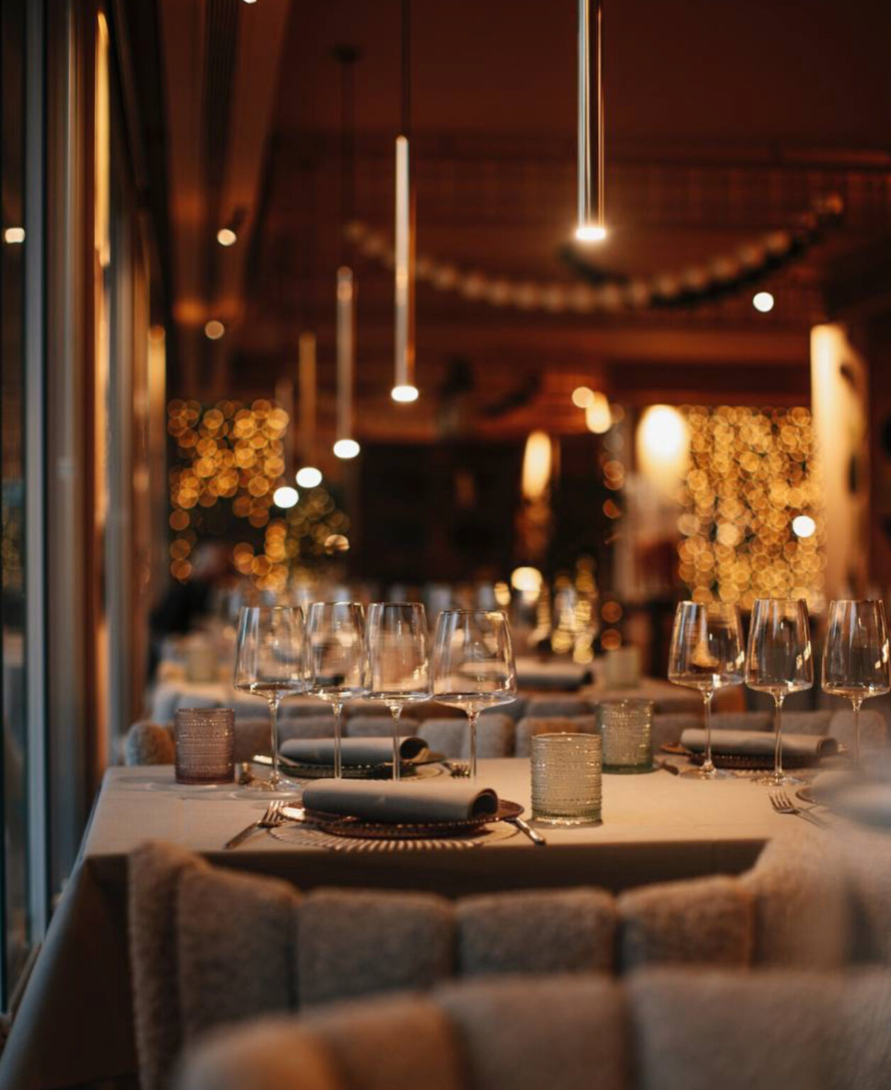 Emprendedores | Conoce LAUREL Restaurant: Fusión mediterránea con alma ...